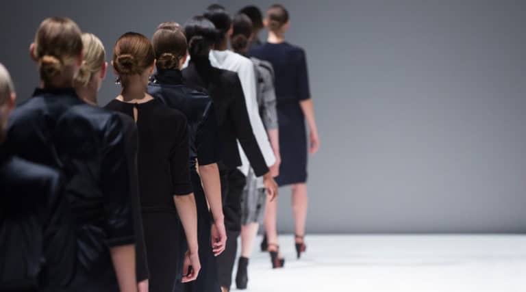 ¿CÓMO SER MODELO EN ESPAÑA? LO QUE NECESITAS SABER