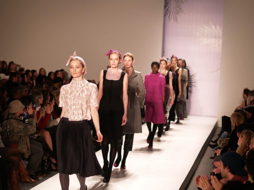 ¿CÓMO SER MODELO EN ESPAÑA? LO QUE NECESITAS SABER