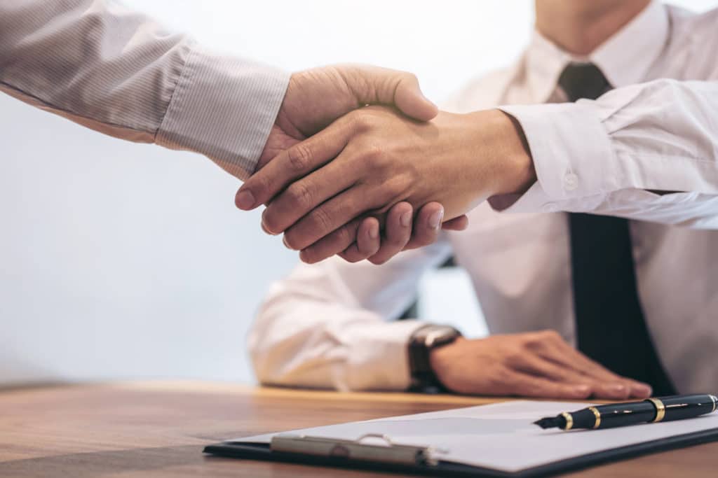 TIPOS DE CONTRATOS LABORALES Y SUS CARACTERÍSTICAS