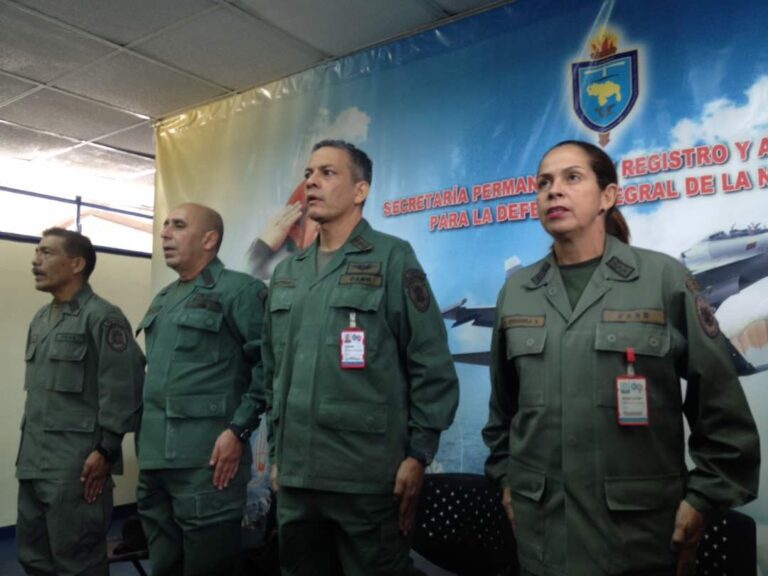 ¿CÓMO AFILIARSE AL SISTEMA EN LÍNEA DE BANFANB?